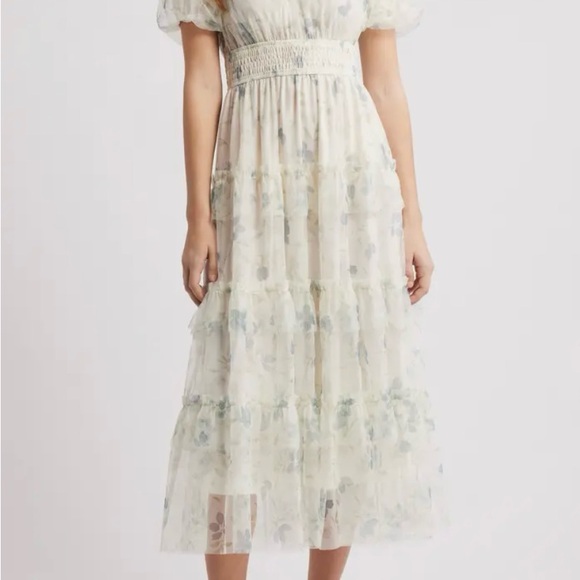 Moon River | Dresses | Moon River Smocked Tiered Midi Dress In White ...